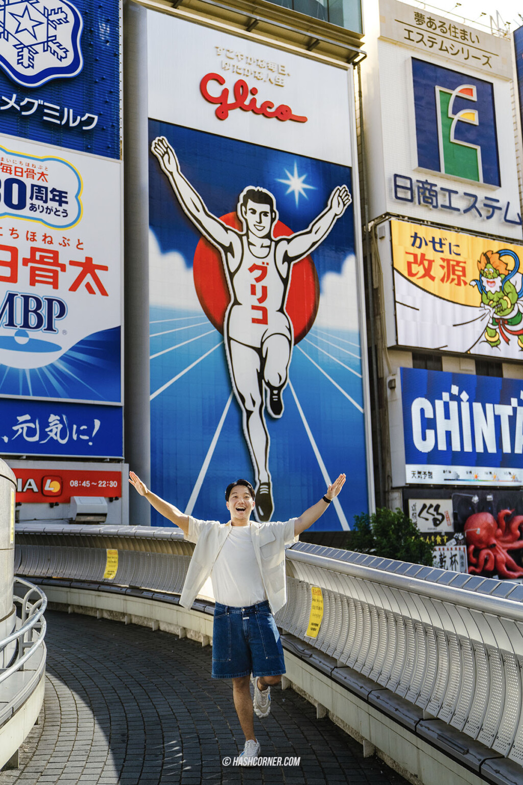 รีวิว ป้ายกูลิโกะ (Glico Running Man) x โอซาก้า ปักหมุดแลนด์มาร์ค ...