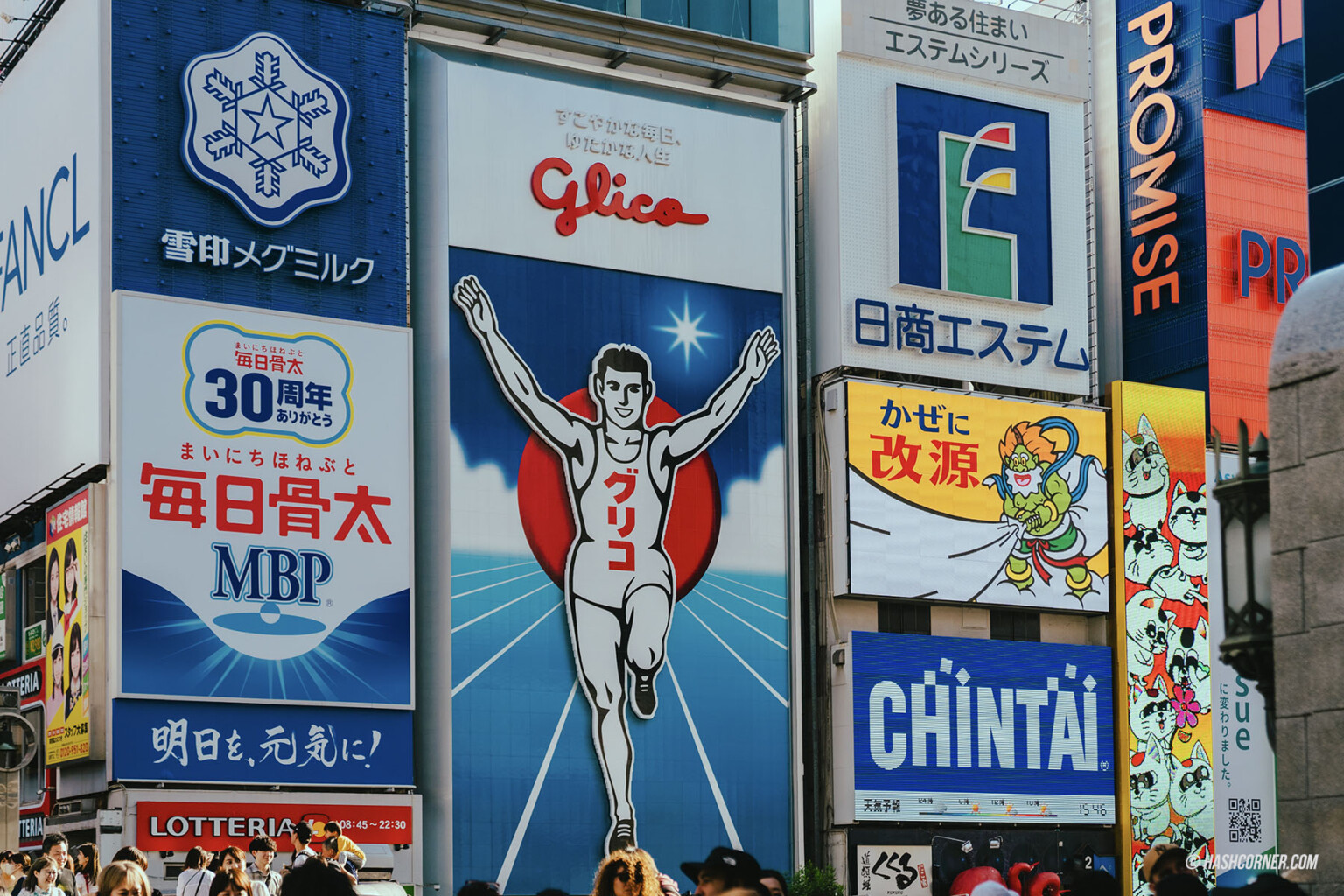 รีวิว ป้ายกูลิโกะ (Glico Running Man) x โอซาก้า ปักหมุดแลนด์มาร์ค ...